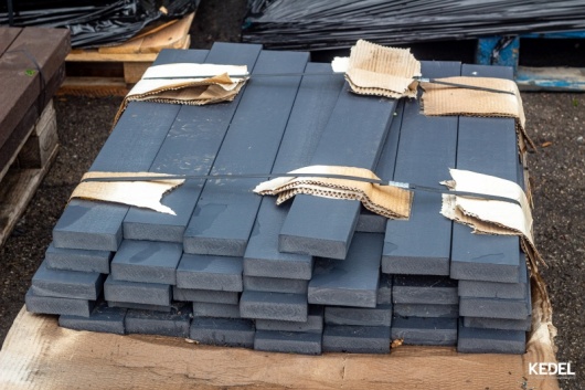 Recycled Plastic Offcuts - W 100mm x D 30mm x L 800mm – Anthracite Grey