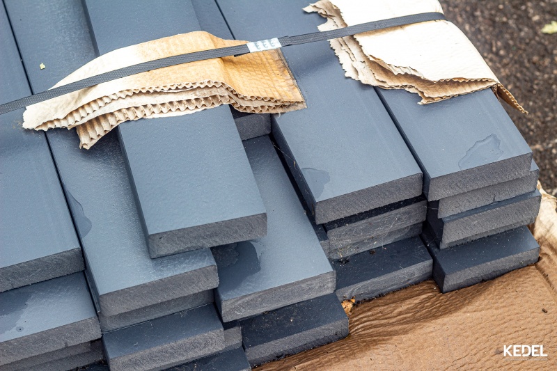 Recycled Plastic Offcuts - W 100mm x D 30mm x L 800mm – Anthracite Grey