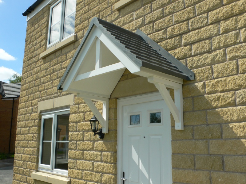 Pairs of Recycled Plastic Porch Gallows Brackets | Synthetic Wood