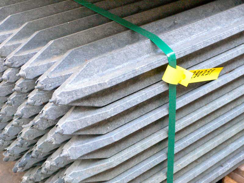 Recycled Mixed Plastic Cross Electric Fence Post With Point 70 X 70mm